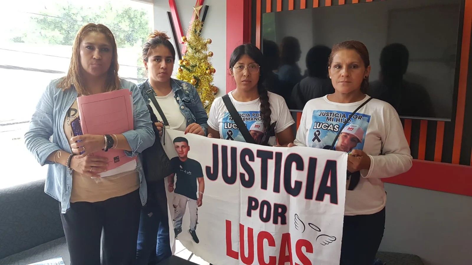 Crimen de El Galpón: la familia de Lucas Gallardo exige juicio oral y un cambio en la carátula ...